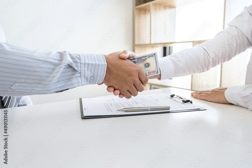 Dishonest cheating in business illegal money, Businessman handshake ...