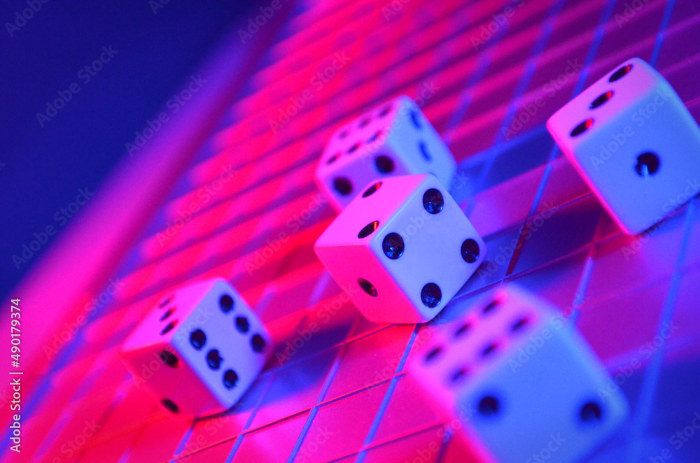 Rolling Dice on a Grid | Rolling Die on a Grid Pattern | Playing Dice ...