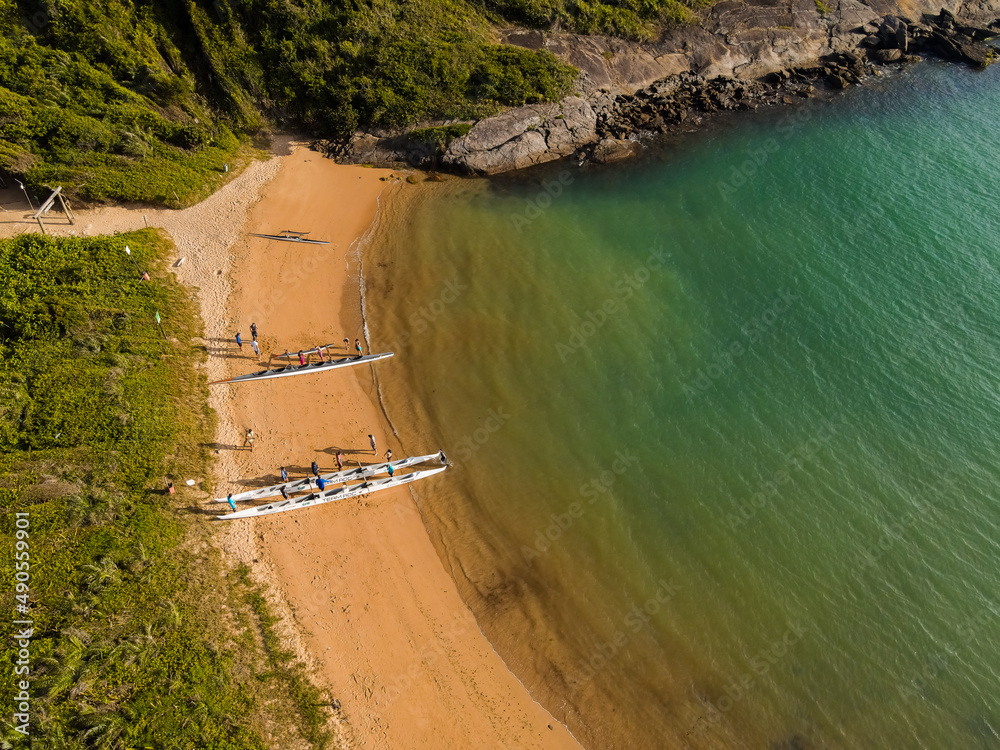 Fotografia do Stock: Imagens aéreas do morro da pescaria e passeio de ...