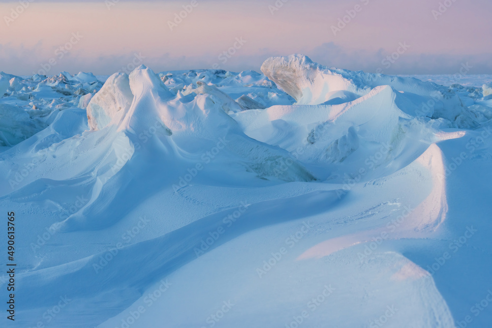 Winter arctic landscape. Ice hummocks on the frozen sea in the Arctic ...