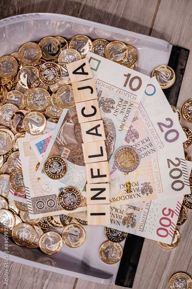 Inflacja banknoty i szufelka Stock Photo | Adobe Stock
