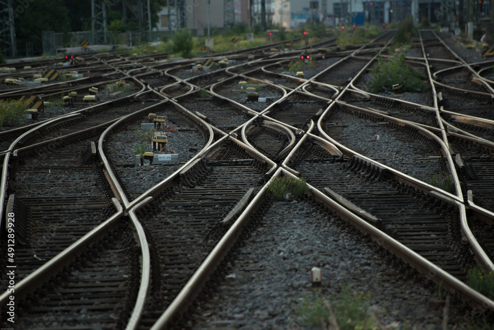 Bahngleise am Kölner Hauptbahnhof Stock Photo | Adobe Stock