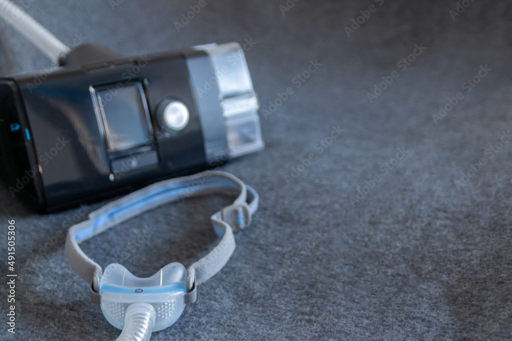 CPAP mask with a full face mask cpap machine against obstructive sleep ...