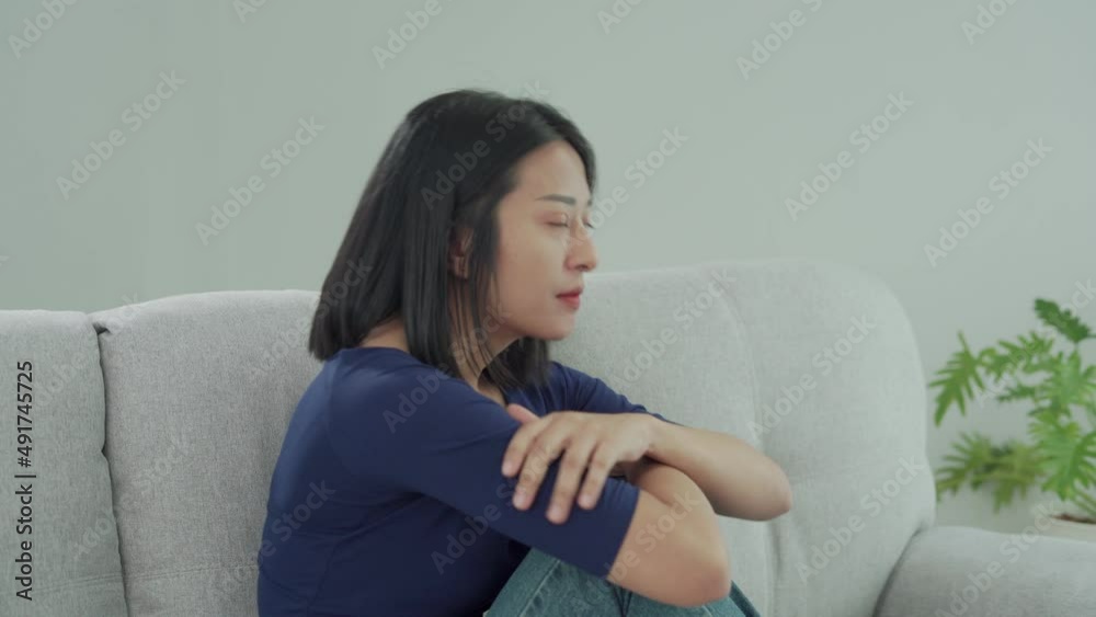 Vídeo do Stock: Depression and mental illness. Asian woman disappointed ...