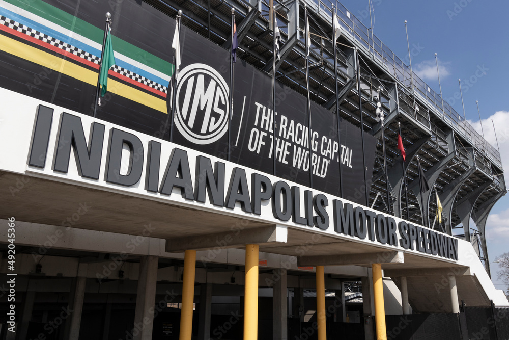 Indianapolis Motor Speedway Gate Two Entrance. Hosting the Indy 500 and ...