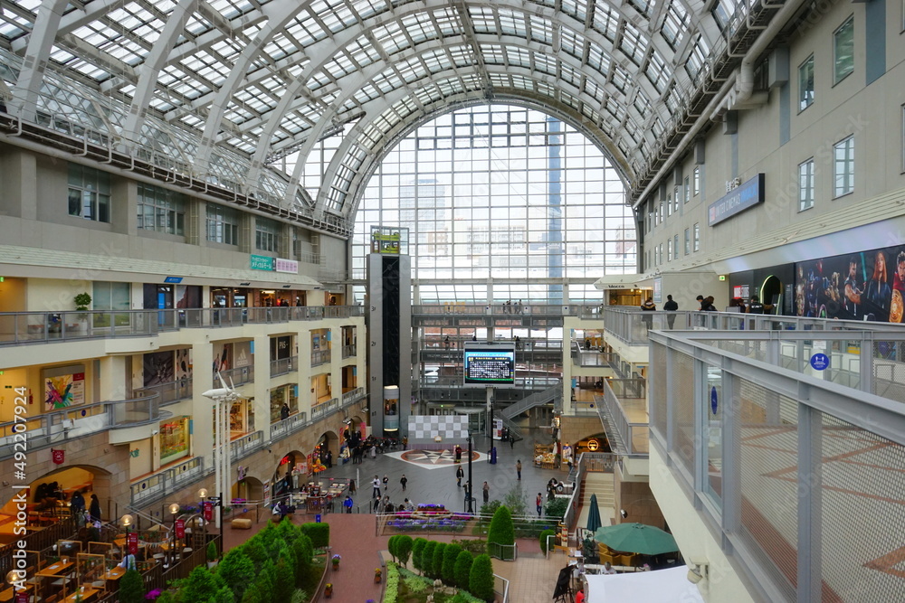 Sapporo Factory, Shopping Mall, in Hokkaido, Japan - 日本 北海道 札幌 サッポロ ...