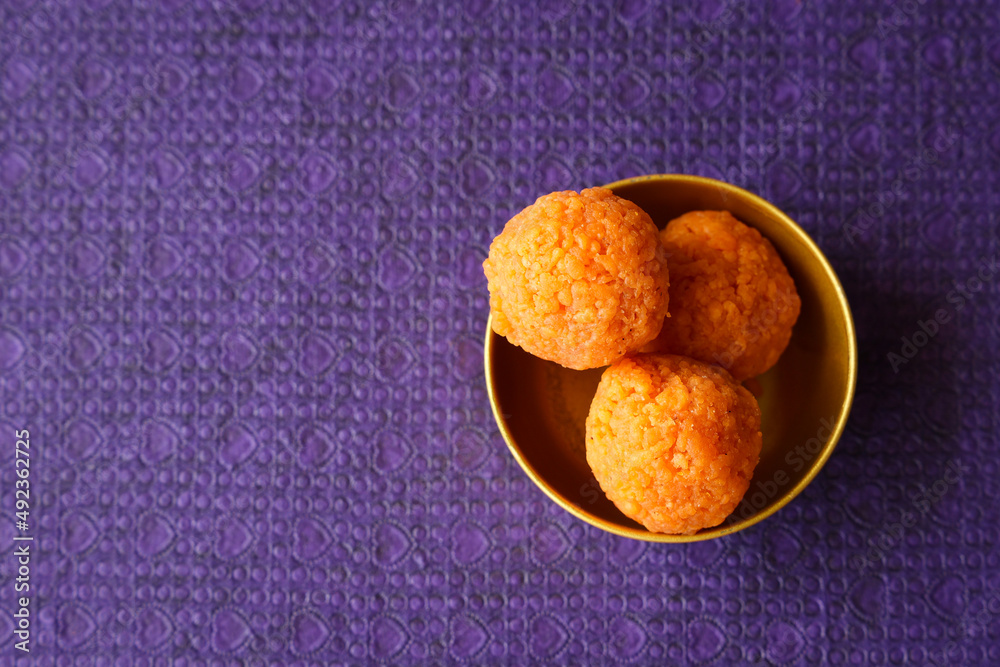 Rava Laddu, Rava Unda Kesar laddu motichoor Semolina Laddoo, Rawa Ladu ...
