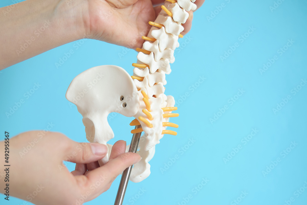 Intervertebral hernia of the cervical spine, rupture of the fibrous ...