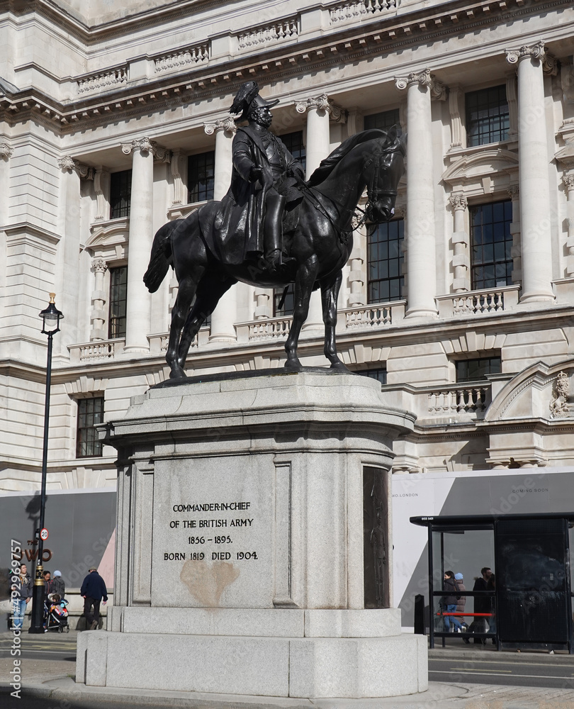 Whitehall, London, 2022. Statue of the Commander in Chief of the ...