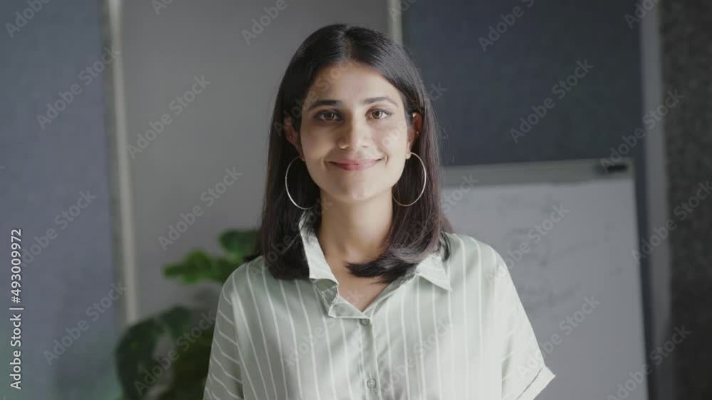 Beautiful smiling confident young Indian ethnic woman pretty face ...