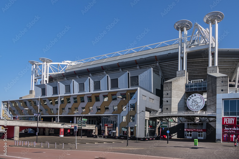 Amsterdam Arena (Johan Cruyff ArenA) stadium - largest stadium in ...