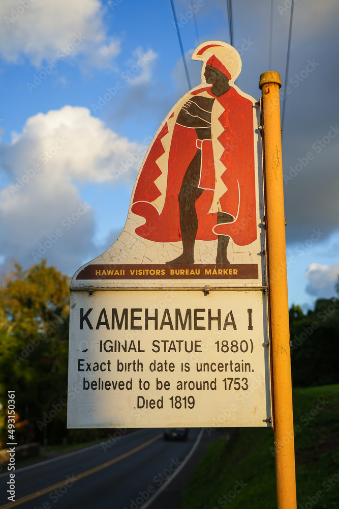 Direction sign to the original bronze statue of Hawaiian King ...