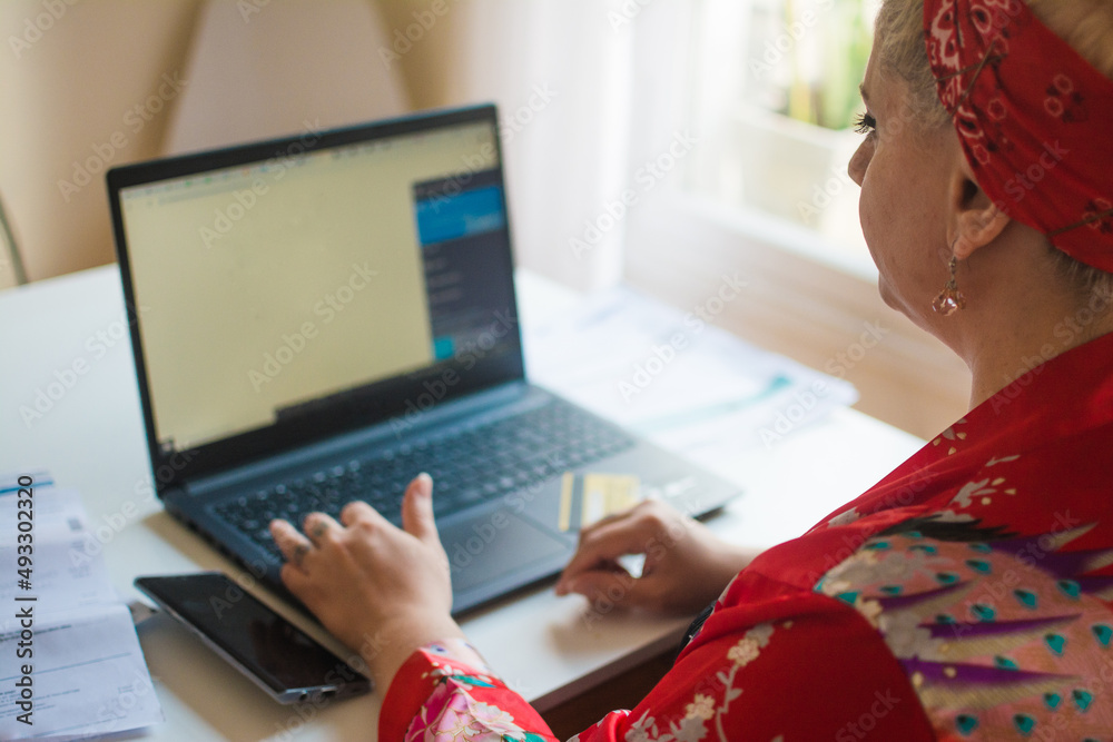 Online banking from home Stock Photo | Adobe Stock