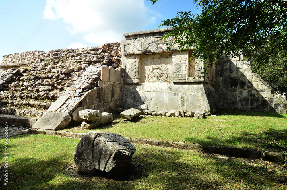 Mexico, Chichen Itza, Mayan ritual structures, Mayan ruins, Mayan ...