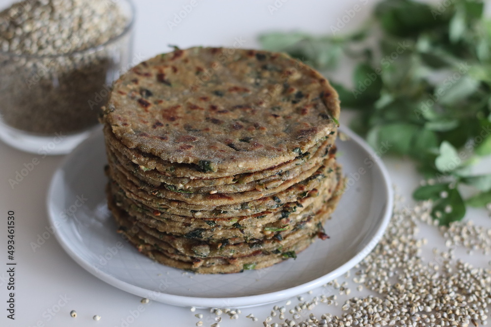 Bajra methi thepla. Indian flat bread made of pearl millet flour ...