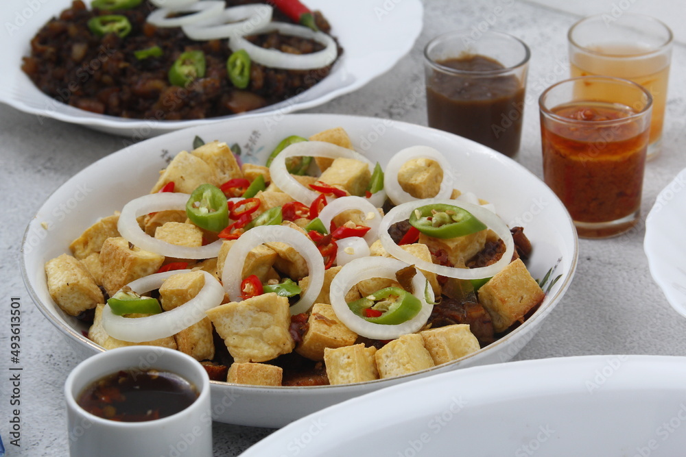 Freshly cooked Filipino food called Tokwa't Baboy Stock Photo | Adobe Stock