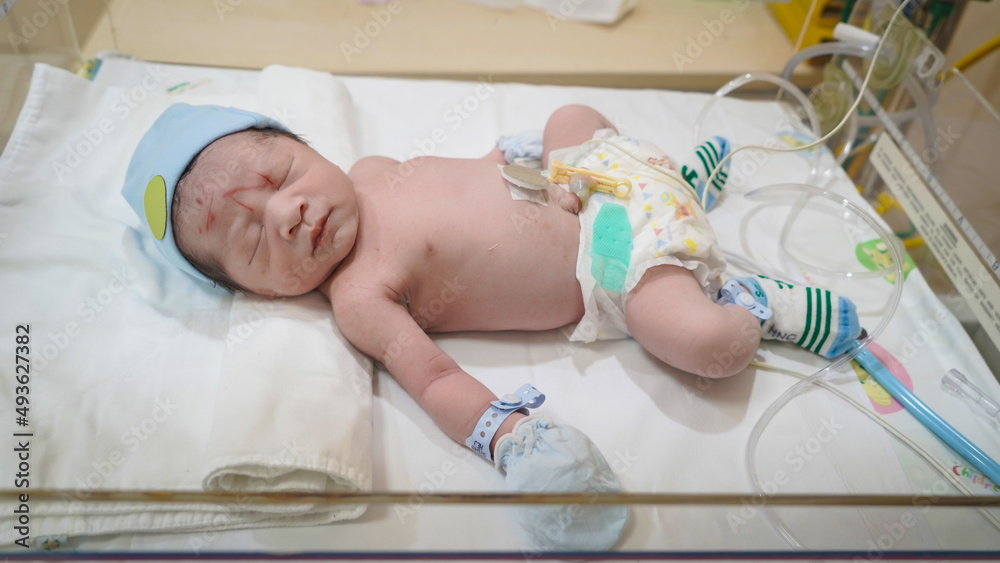 Newborn Baby in the Incubator with Wounds on the Forehead Happened from ...