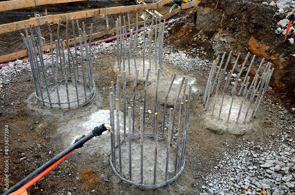 the drilling rig with a pipe drill drills holes for concreting the ...