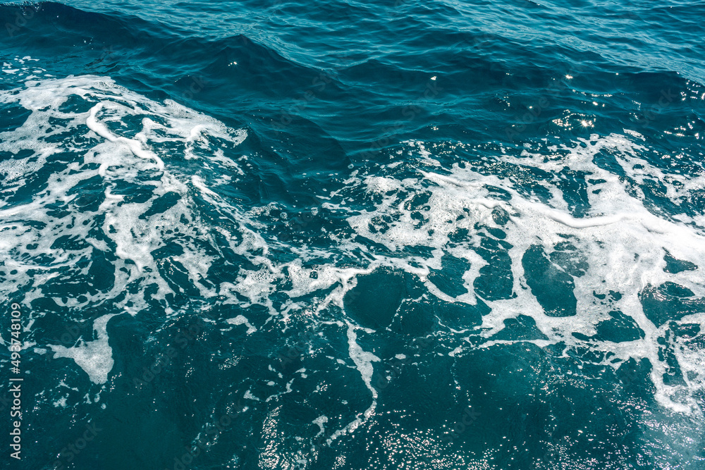 Bubble ripples of liquid shiny surface. Rippled reflect foamy abyss ...