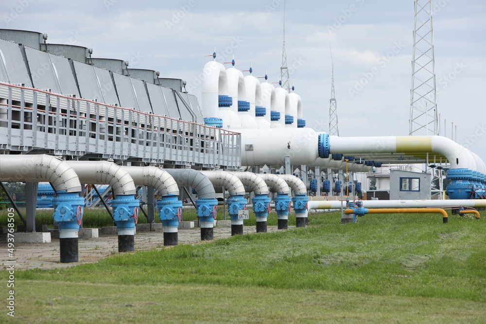 Gas transportation system. Booster pumping station for gas. Gas filling ...