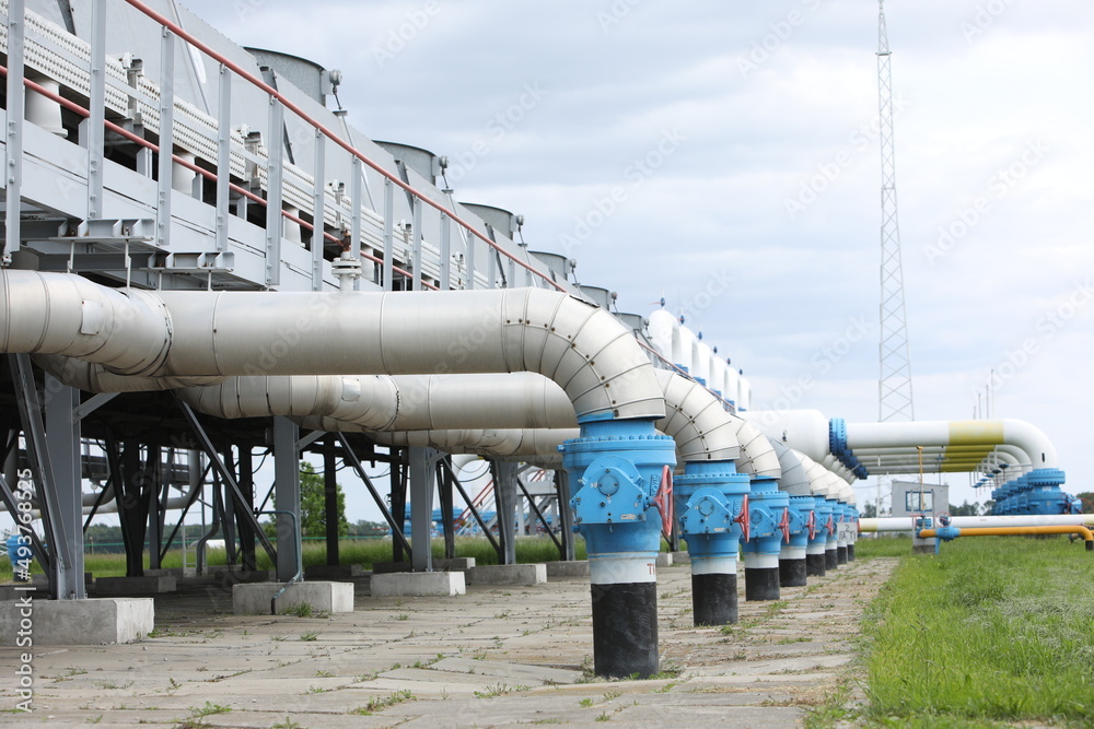 Gas transportation system. Booster pumping station for gas. Gas filling ...