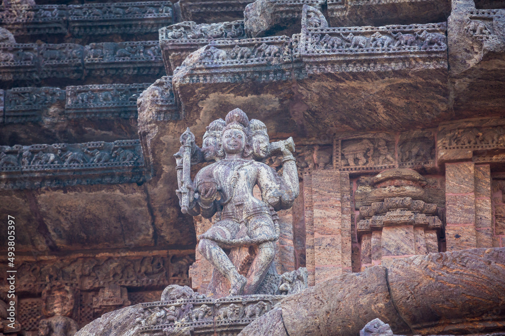 Statues of figures warriors at the 800 year old Sun Temple Complex ...