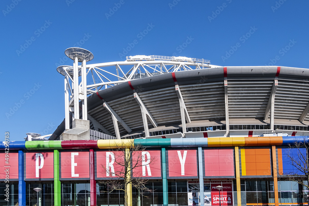 Amsterdam Arena (Johan Cruyff ArenA) stadium - largest stadium in ...