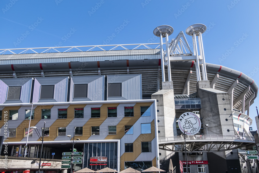 Amsterdam Arena (Johan Cruyff ArenA) stadium - largest stadium in ...