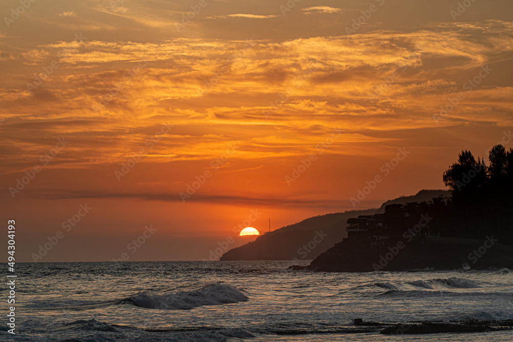 Colorful sunset on the beach in El Zonte, Surf City, El Salvador. Stock ...