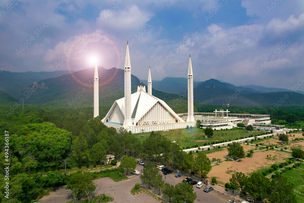Plakat Aerial Shot Of Islamabad The Capital City Of Pakistan Showing plakat-aerial-shot-of-islamabad-the-capital-city-of-pakistan-showing