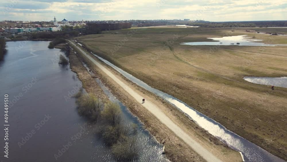 Vidéo Stock Continuous flood of the river, spring flood and flooded ...