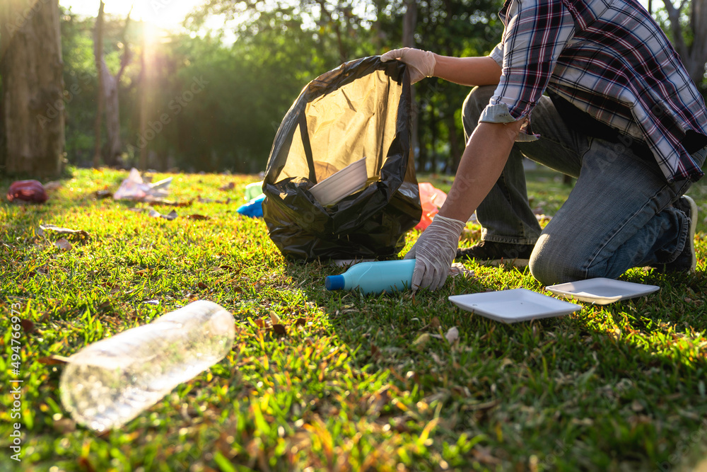 Collecting the garbage and separating waste to freshen the problem of ...