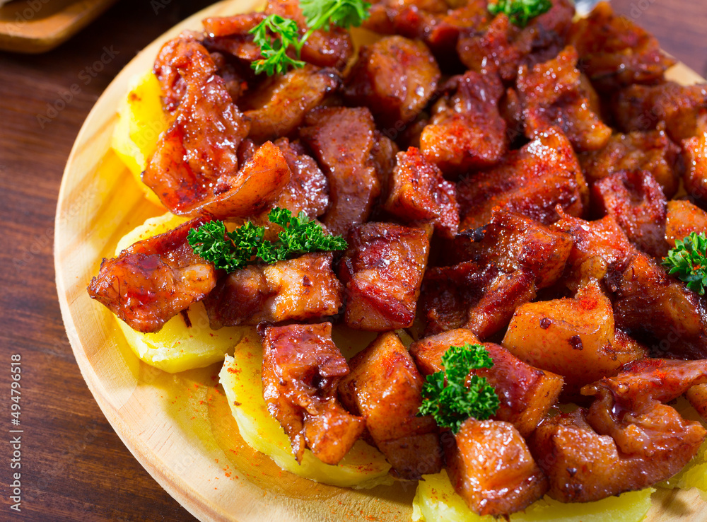 Spanish dish Morro de cerdo a la gallega – roasted snouts of pigs with ...