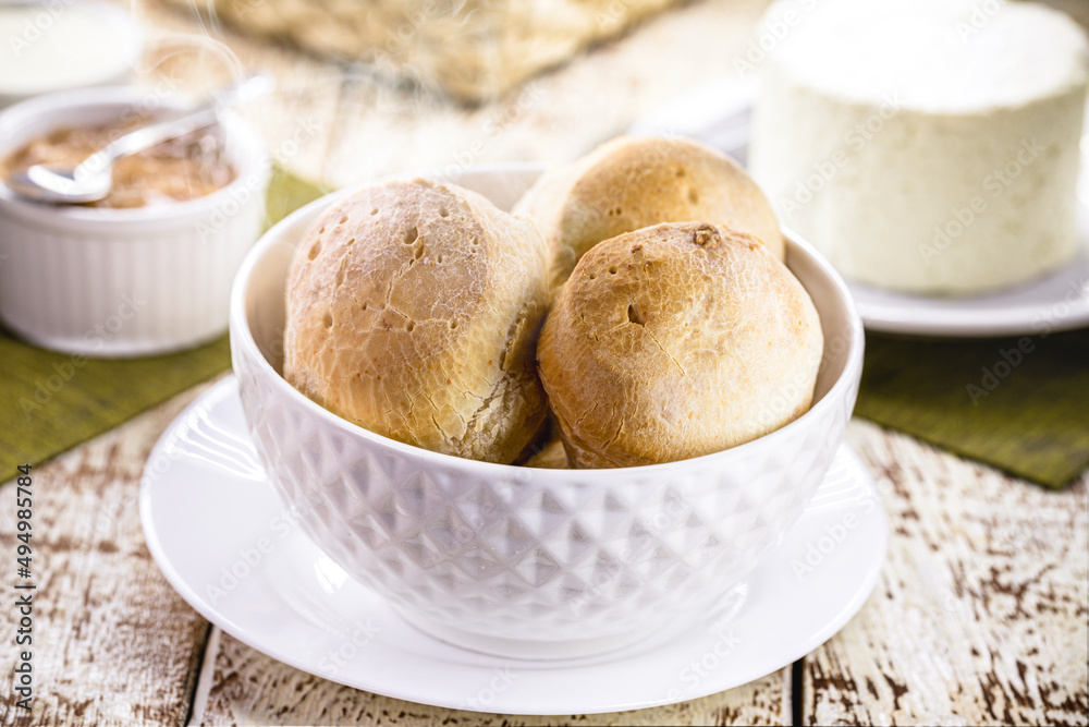 cheese bread, a delicacy much appreciated in Brazil. called "Pão de ...