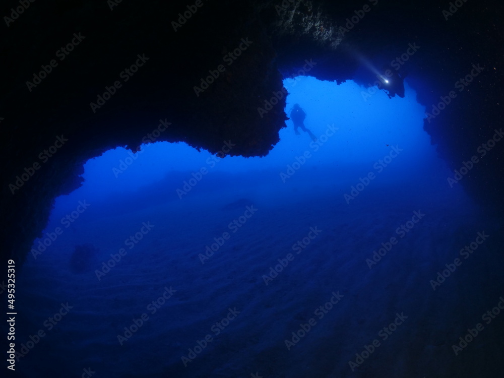 cave diving underwater scuba divers exploring caves and having fun ...