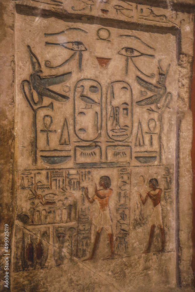 Foto de Cairo, Egypt - November 02, 2021: Interesting Ancient Paintings ...