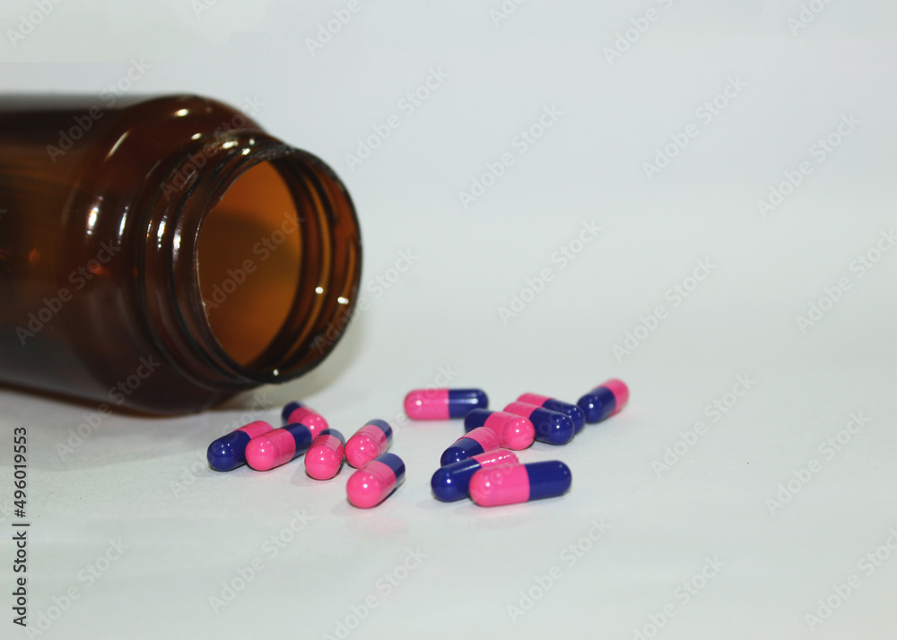 Pastillas, medicamentos, farmacos, salud Stock Photo | Adobe Stock