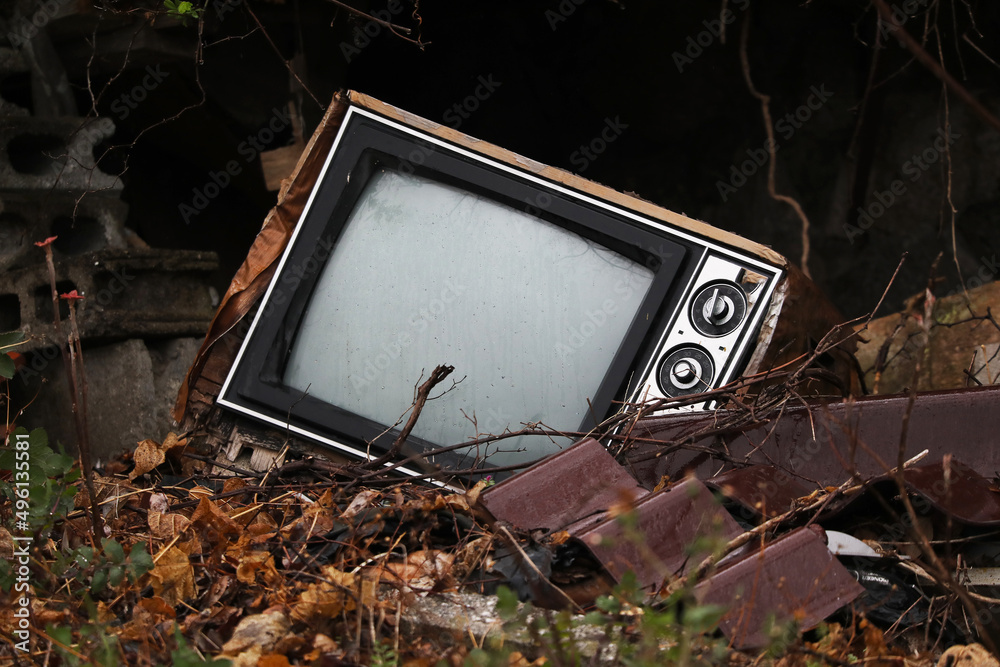 CRT TV that was abandoned carelessly Stock-Foto | Adobe Stock