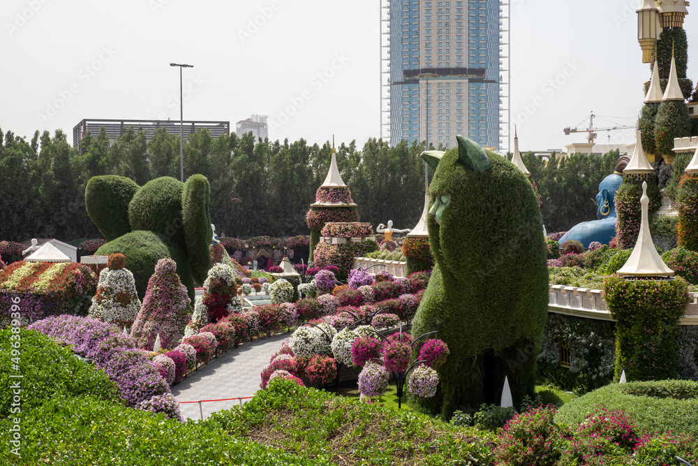 UAE, Dubai.29.03.2022. Artful garden with plants trimmed in the form of ...