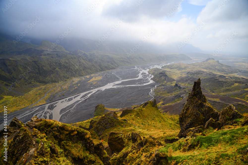 Foto de Majestic view of the Krossá river valley from the summit of ...
