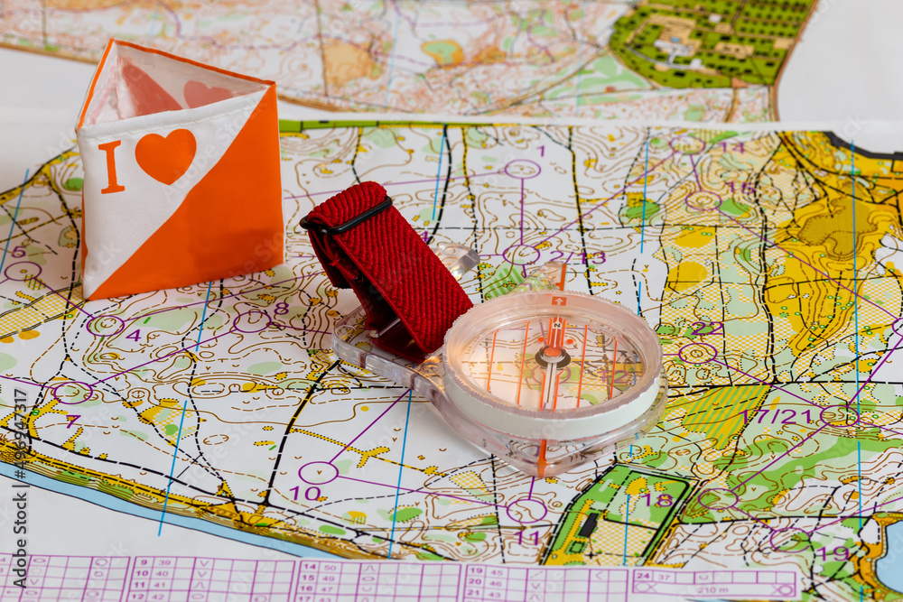 Sport orienteering. Symbols of sport topographic map, magnetic compass ...