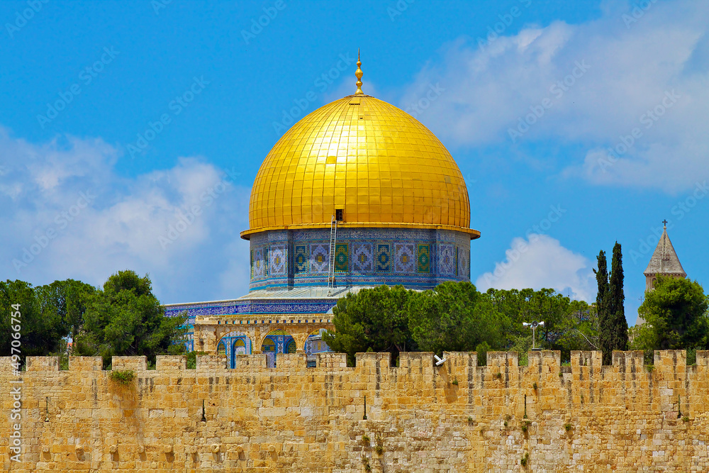 Israel, old city. Mosque of Al-Aqsa. Mosque dome over the rock. Stock ...