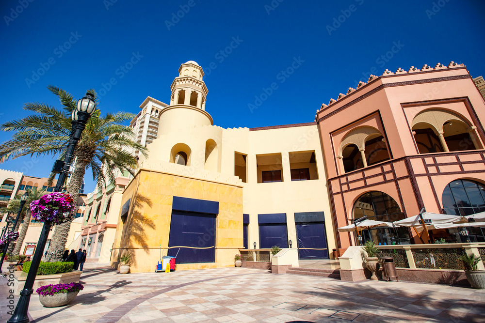 The Pearl-Qatar in Doha. Luxury district based on artificial island in ...