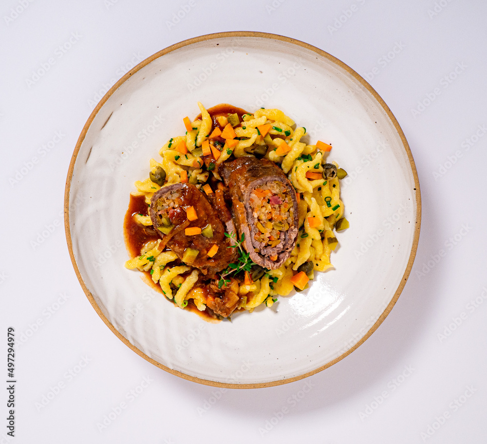Geschmorte Rinderroulade mit Spätzle und Gemüse Stock Photo | Adobe Stock