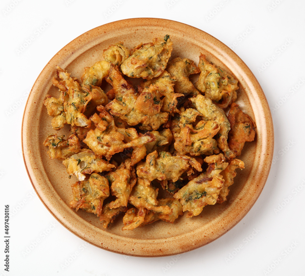 Fried onion pakora or Pyaj Pakoda also known as Crispy Kanda bhaji ...