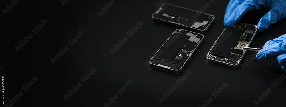 Technician repairing the Cell phone parts and tools for recovery repair ...