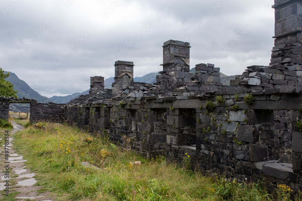 Anglesey Barracks: abandoned old miner's cottages of Dinorwic Quarry ...