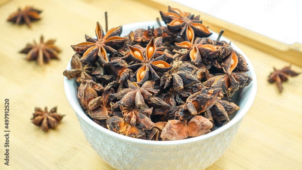 Foto de Asian Star Anise also known as Chakri Phool. Star Anise ...