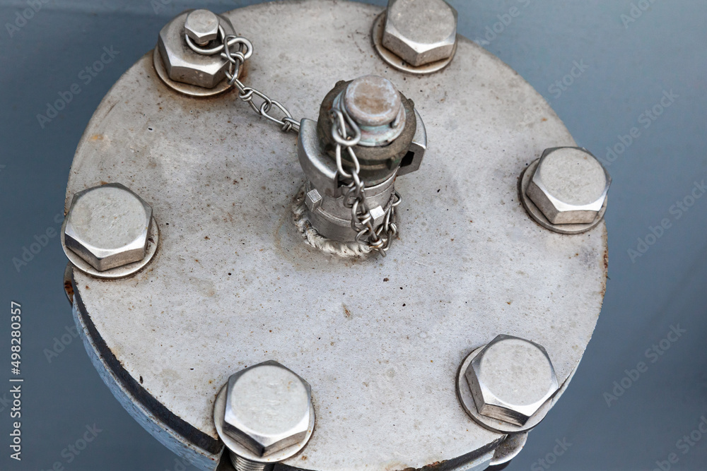 Pipe section with flange and welded adapter with stainless steel chain ...