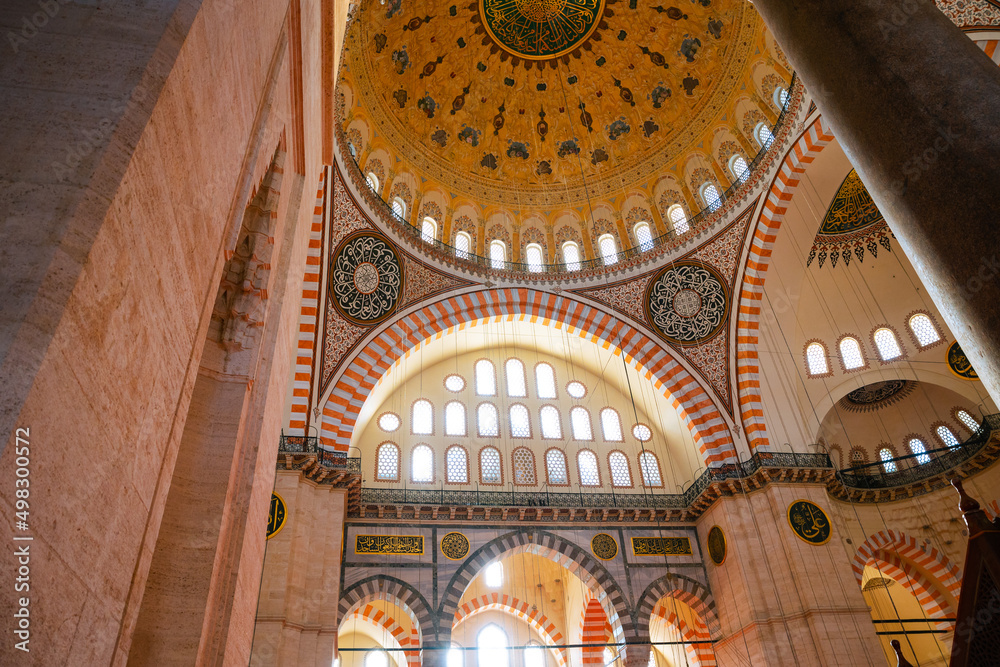 Islamic background photo. Interior of Suleymaniye Mosque in Istanbul ...